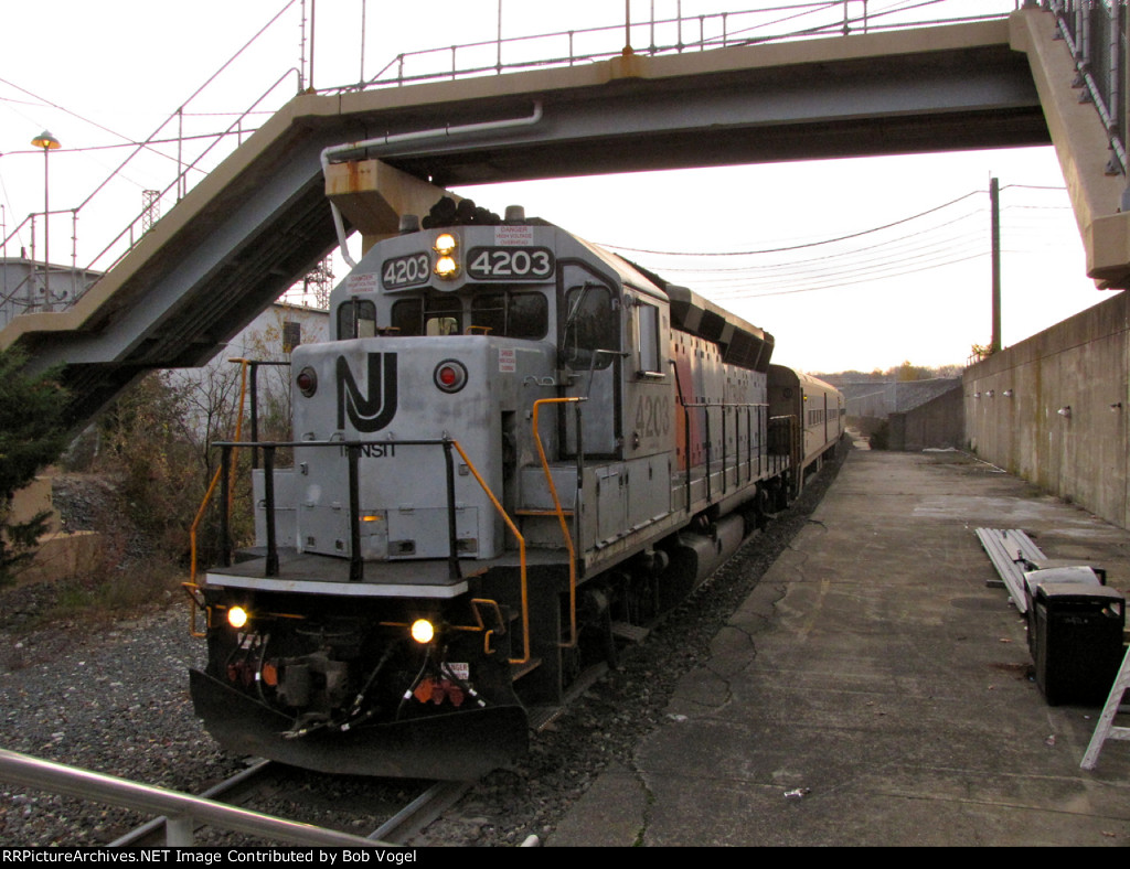 NJT 4203